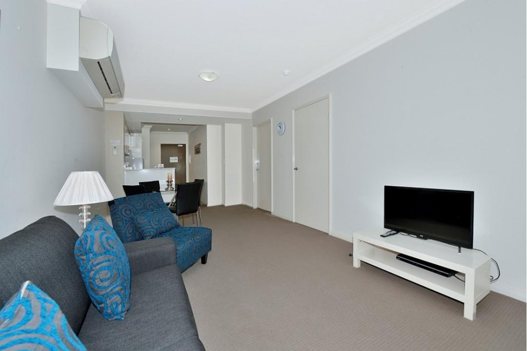 Dolphin Quay Apartments - 4.5 Star Accommodation - 1 Bedroom Studio